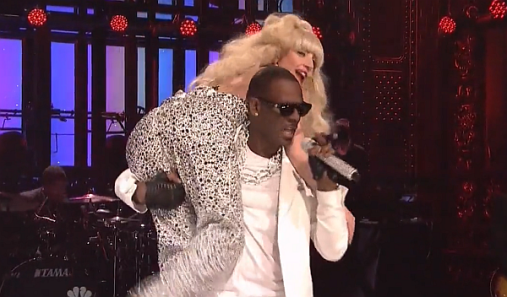 LADY GAGAとR.Kellyの“Do What U Want”コラボをSNLで初披露！ | まにぴん
