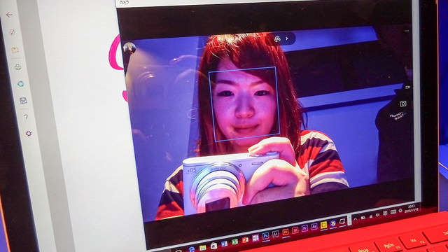 Surface Pro 4で使える「Windows Hello」の顔認証が赤外線カメラで超速かった！ #Surfaceアンバサダー | まにぴん